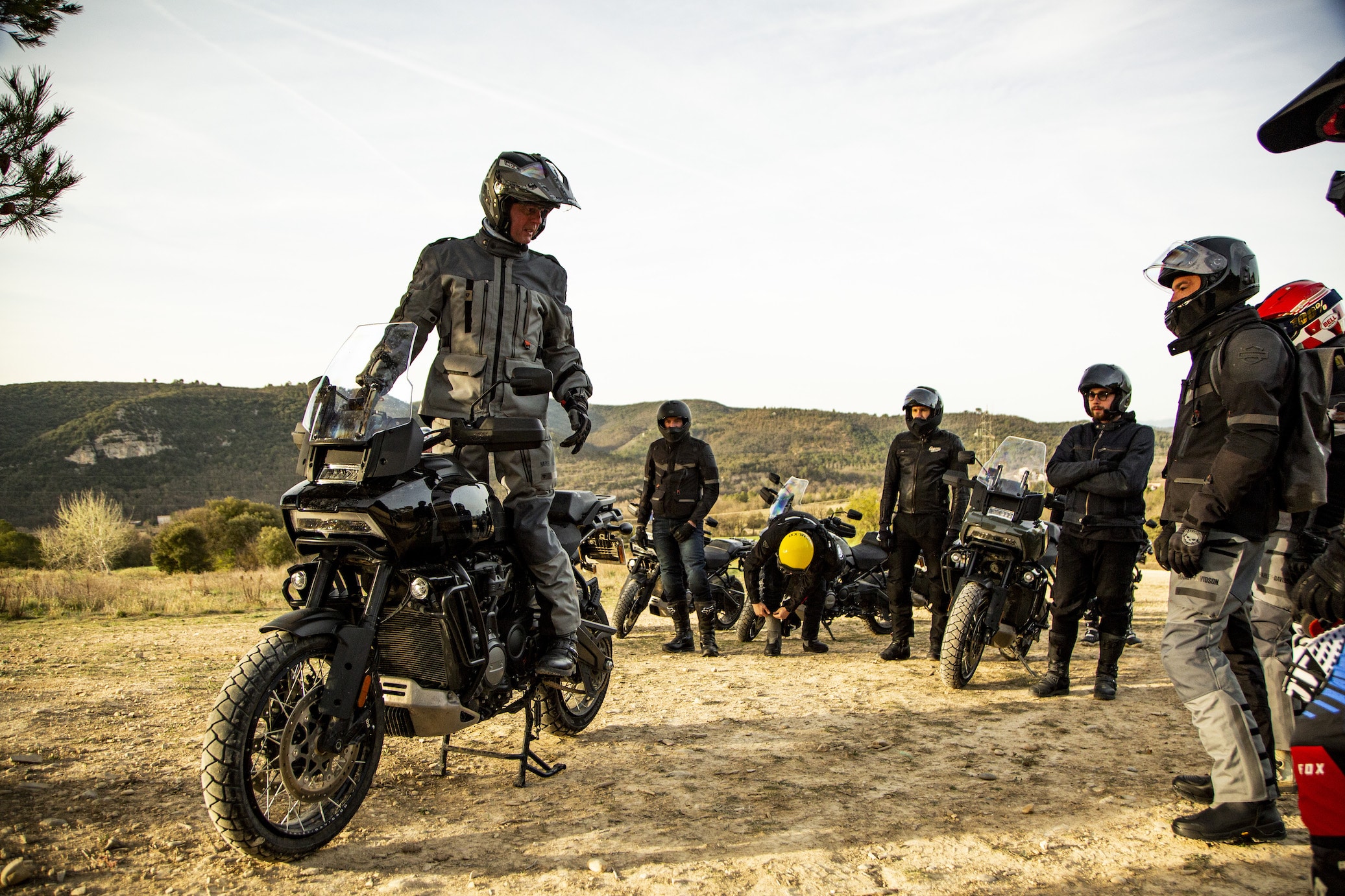 Stages Off Road "première sensation" en Harley-Davidson - Trail ...