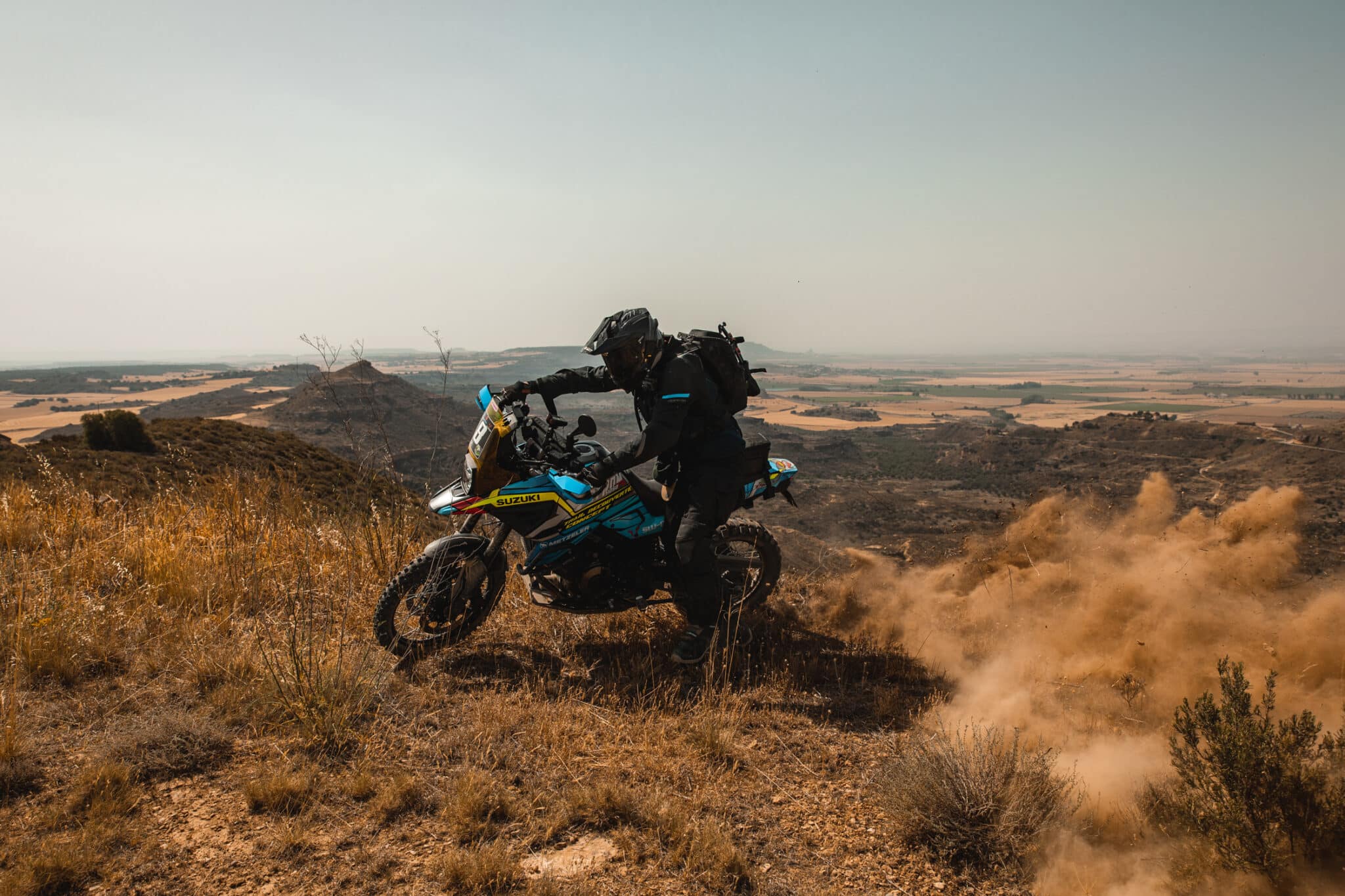 Suzuki : Tom Barrer devient pilote Officiel V-Strom - Trail Adventure ...