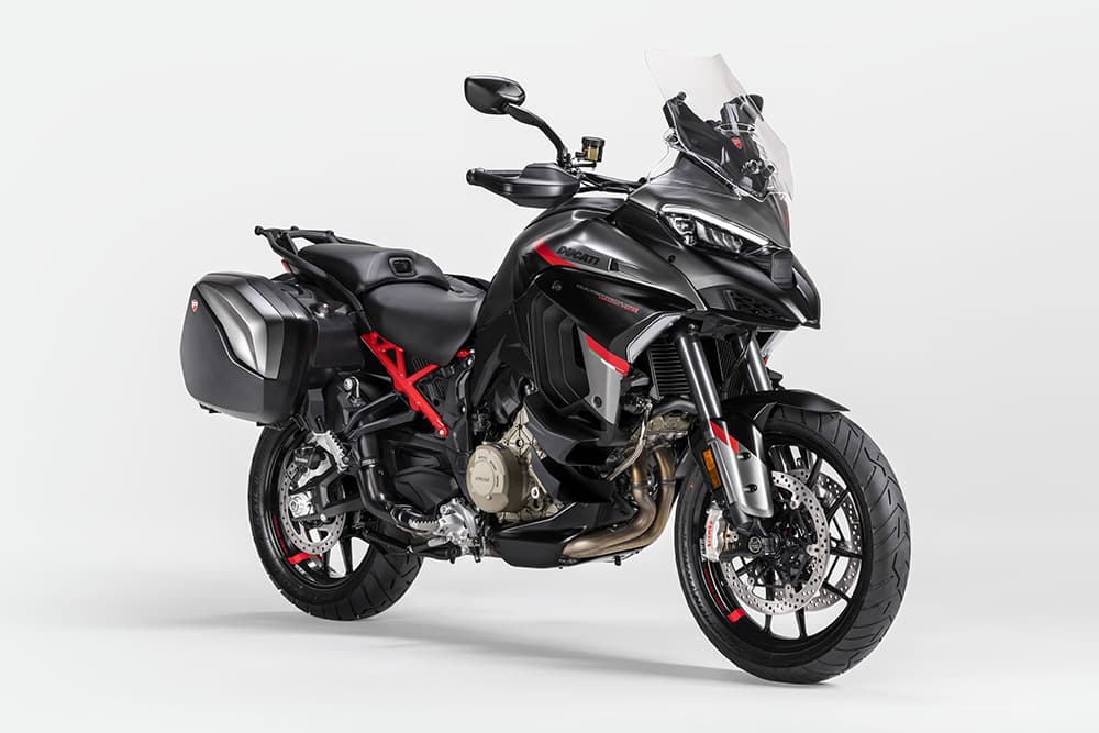 Ducati Multistrada V4S Grand Tour - Trail Adventure Magazine