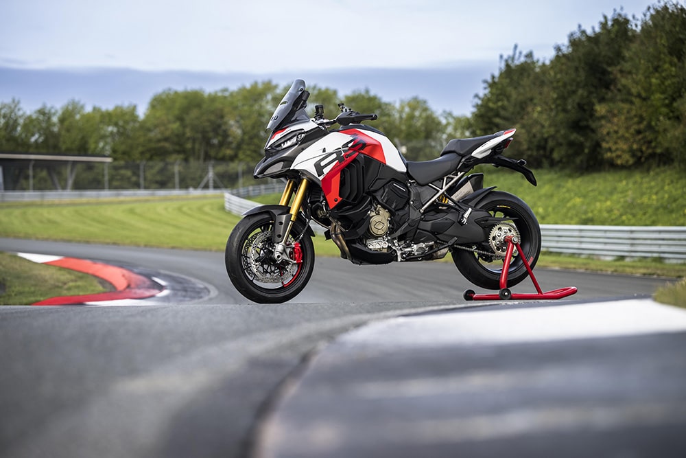 Ducati Multistrada V4 RS, l'hyper trail routier débarque ! - Trail ...